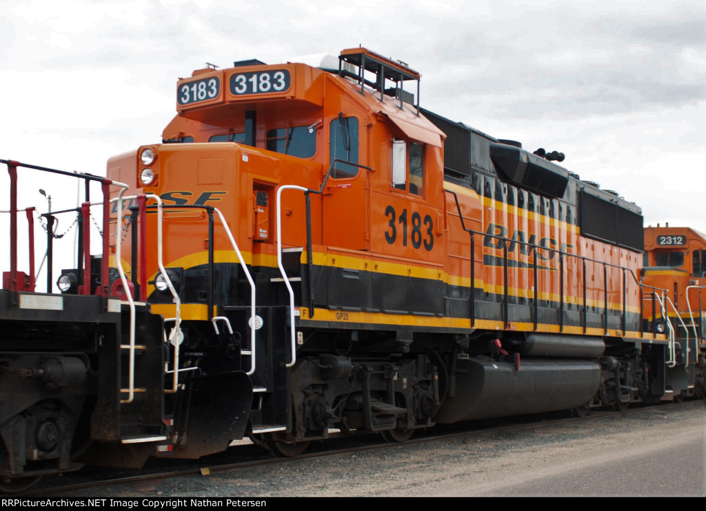 BNSF 3183